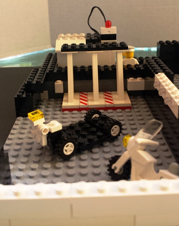 Building the Best Lego Data Center for Juniper | rsts11 – Robert Novak ...