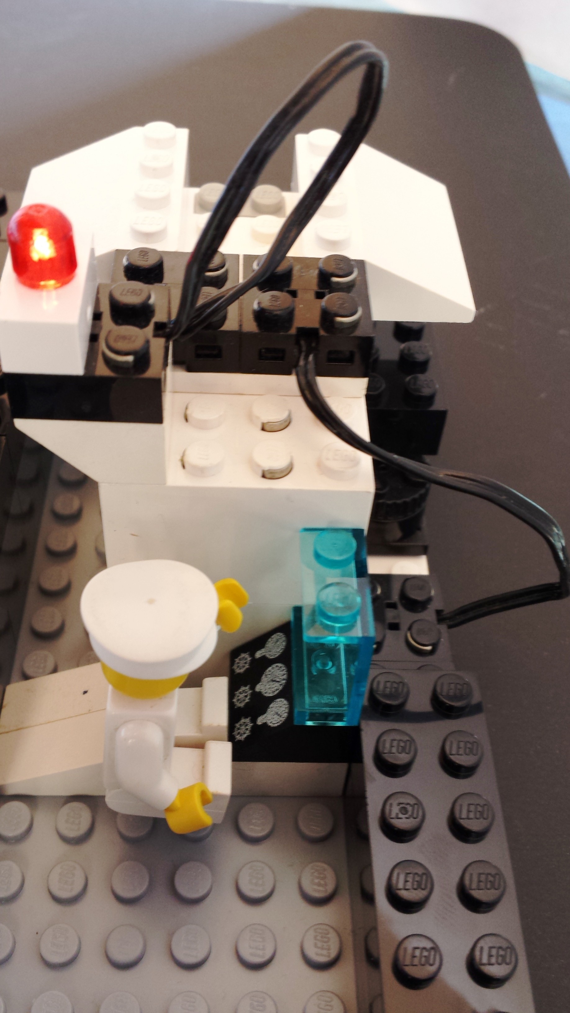 Building the Best Lego Data Center for Juniper | rsts11 – Robert Novak ...